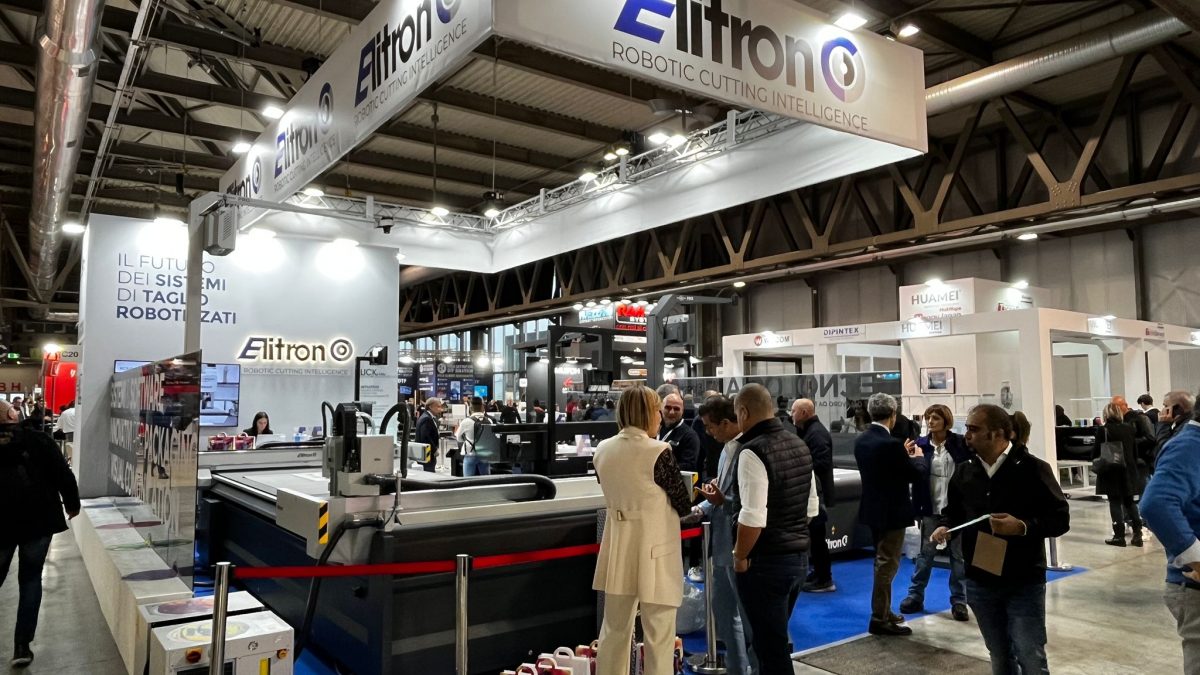 Elitron al VISCOM: Nuovi Sistemi di Taglio Digitale all'Avanguardia e ...